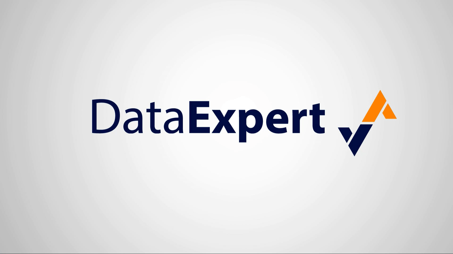 DataExpert: corporate video that shows authority and innovation